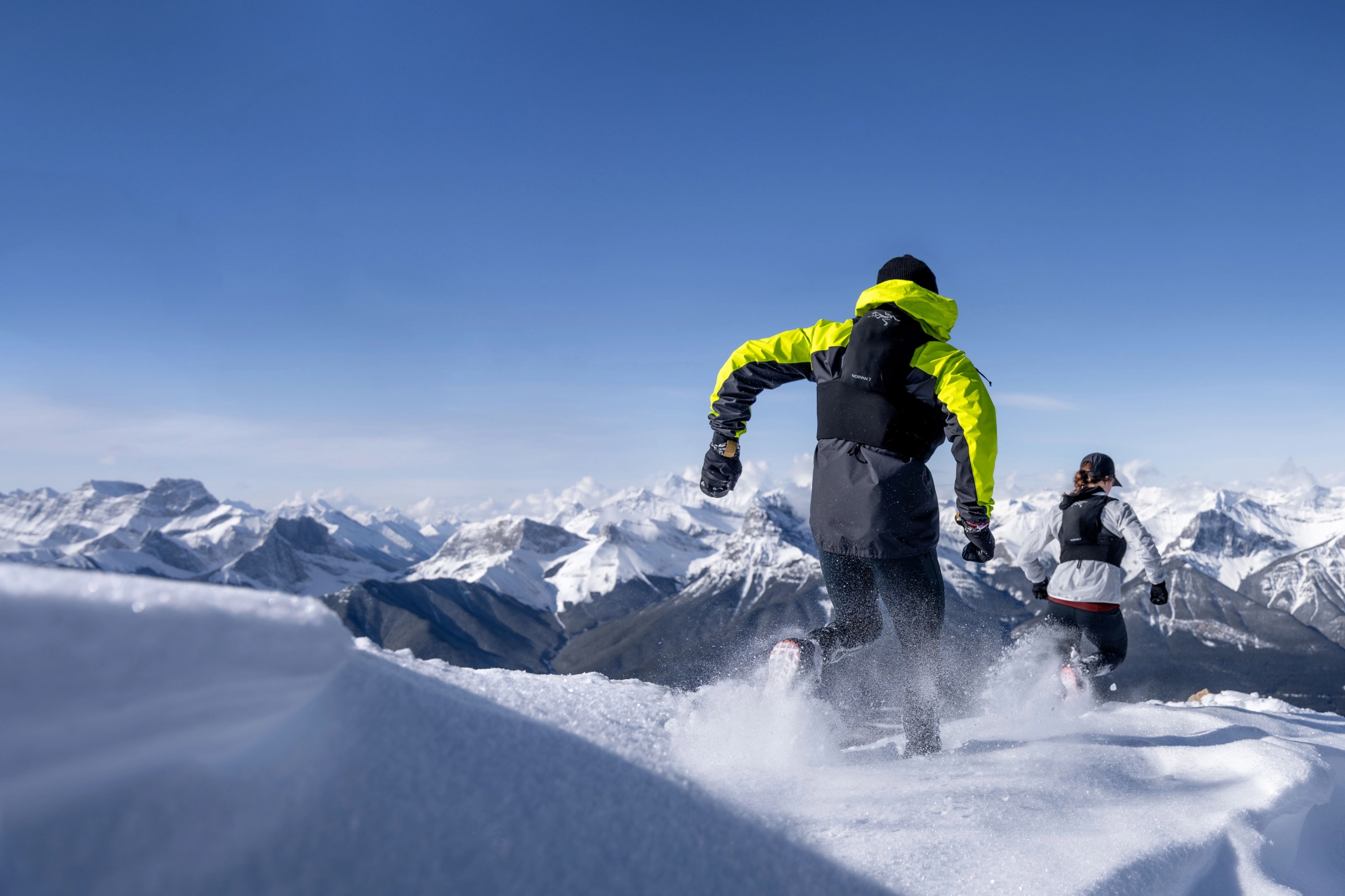 Outdoor Clothing, Technical Outerwear, & Accessories | Arc'teryx